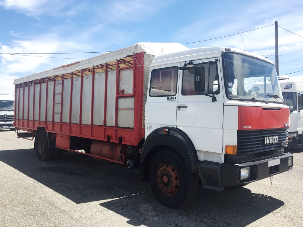 IVECO - UNIC 190.24 - FRANCK CASSÉ