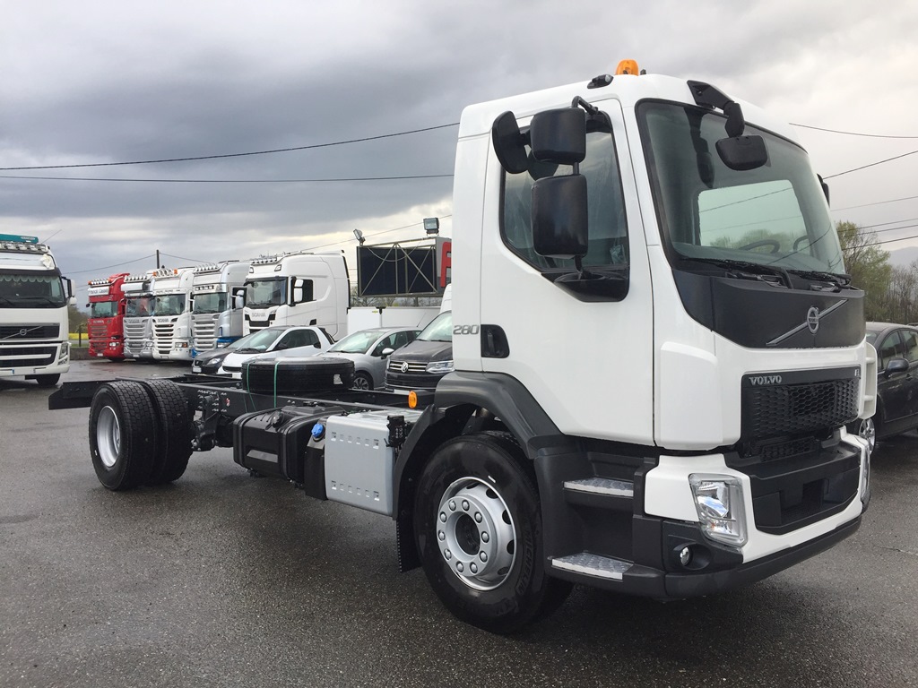 VOLVO - FL280 - 2019 - FRANCK CASSÉ